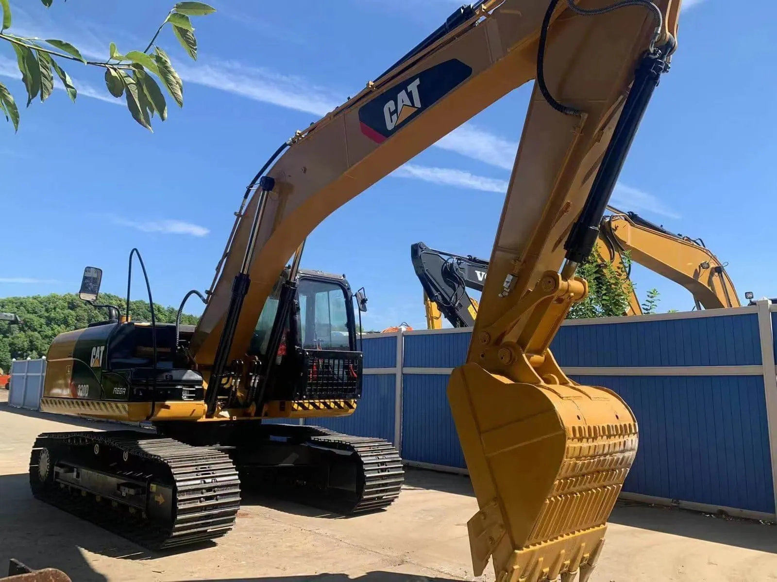 Used Cat 320d For Sale 20tons Excavator On Stock