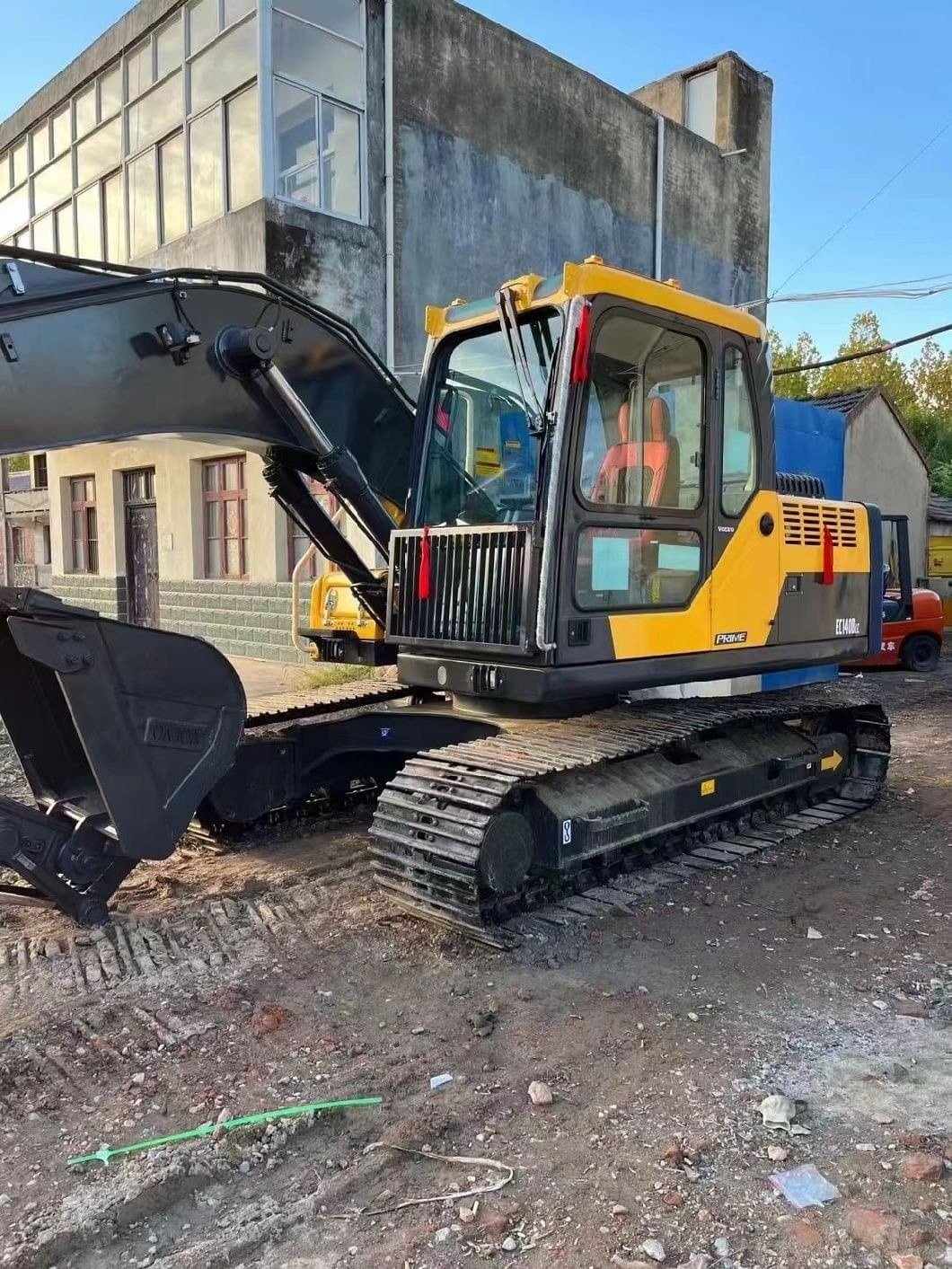 China Second-hand and Used Construction Machine Supplier